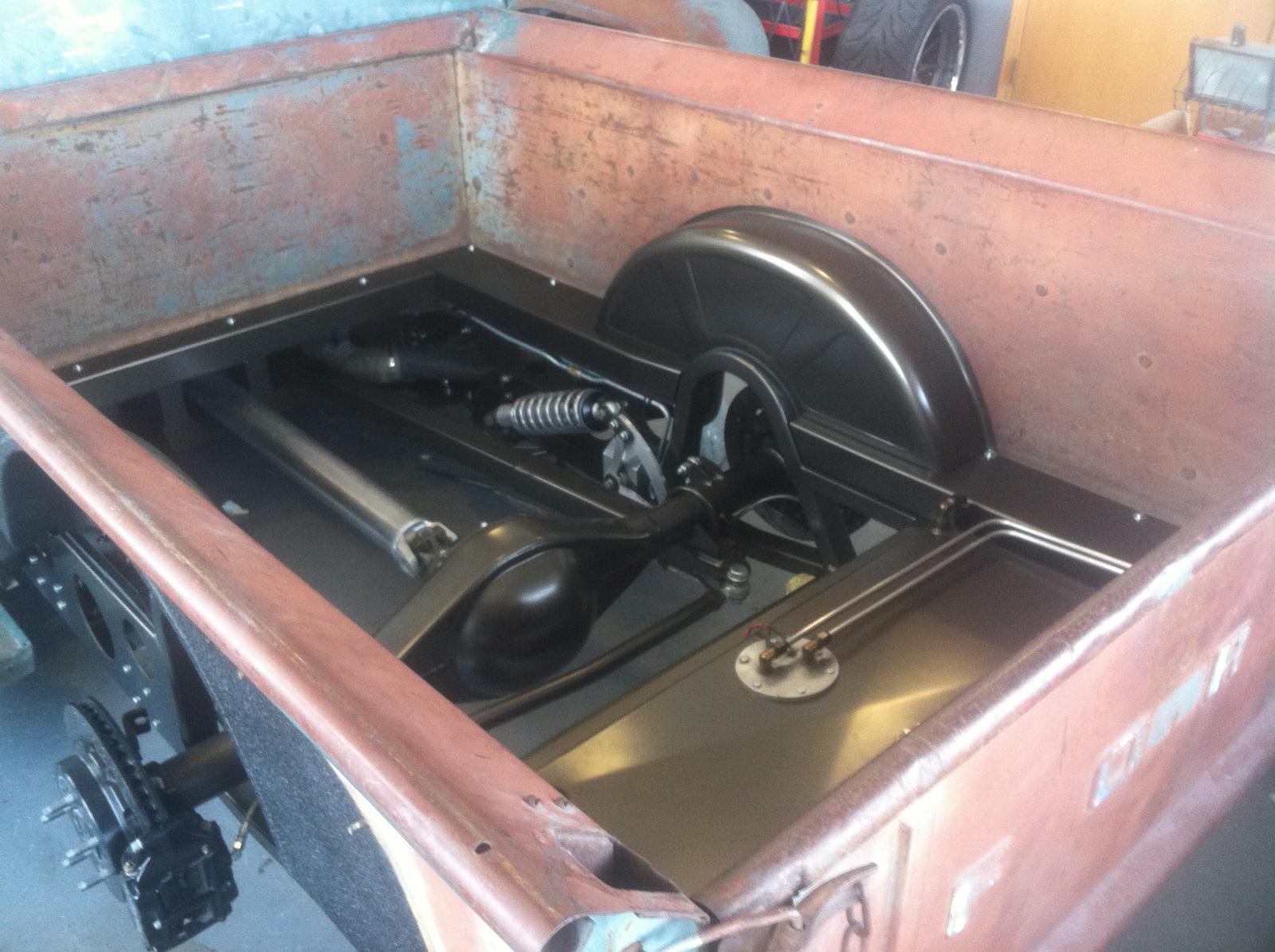 Effin' Confused 56 F100 patina'd and painted build - Page 3