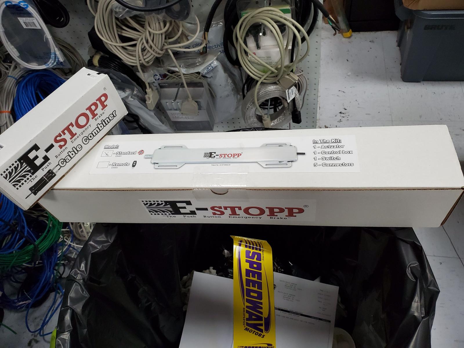 E-Stopp push button emergency brake