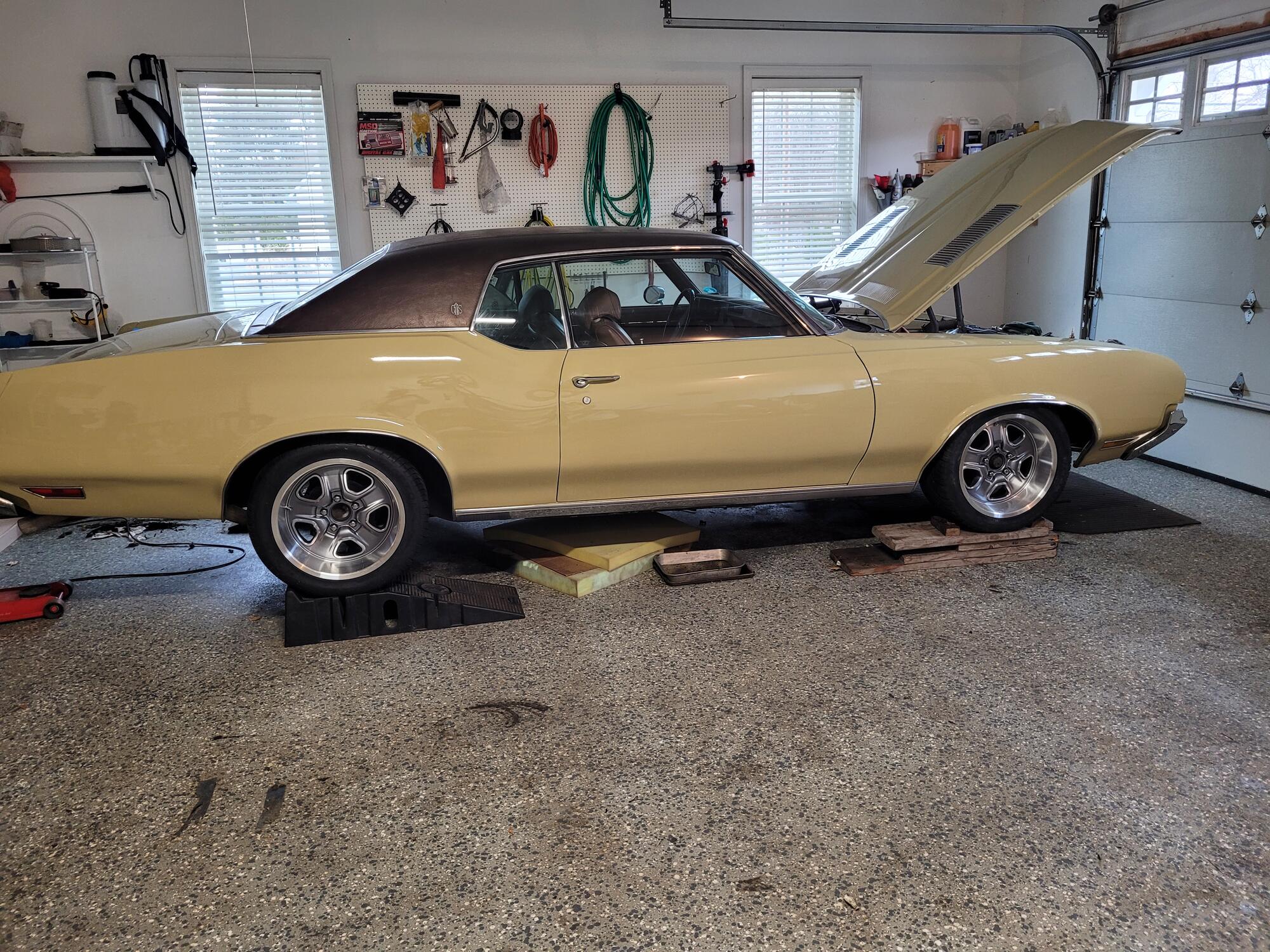 72 A Body (Cutlass) Drop Spindle and Springs