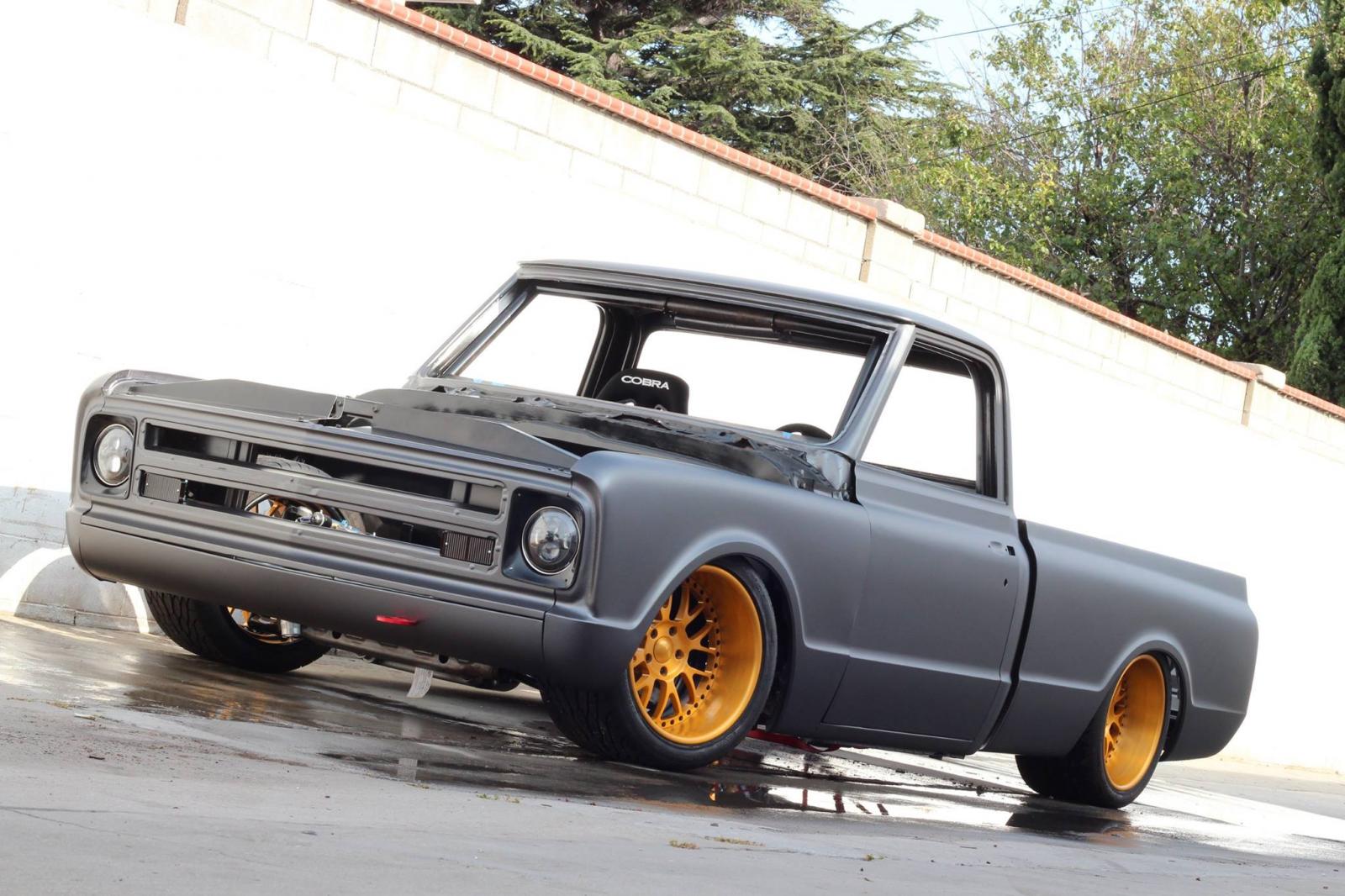 Boze Alloys 18x12 Mesh Wheels on our C10R